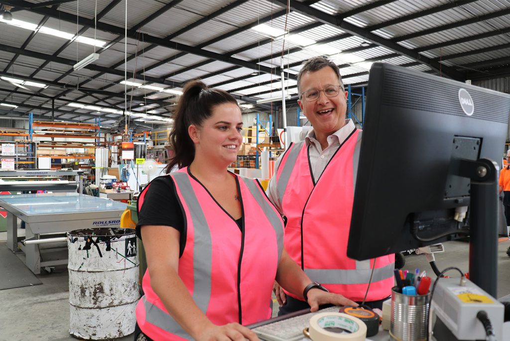 Jason Signmakers acquires electronic road signs company - Sprinter